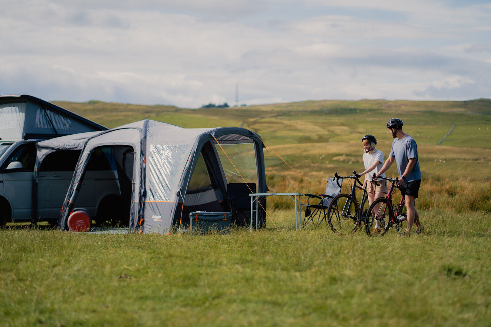 Vango Versos Air Inflatable Cloud Grey Drive Away Awning - Low — Aztec ...